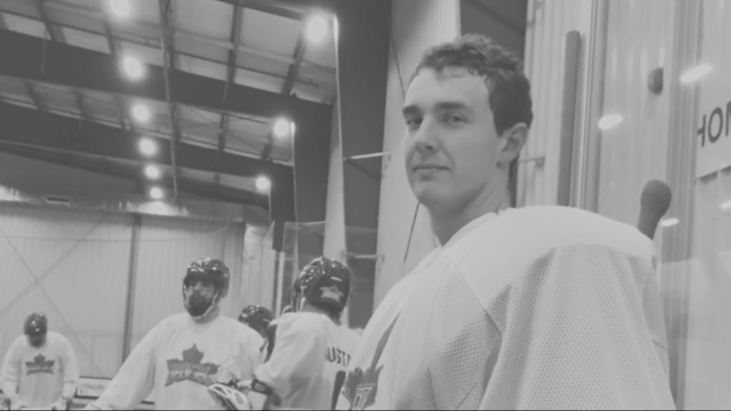 WATCH: Troy Holowchuk He's Back - Toronto Rock